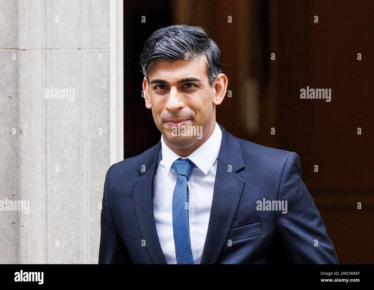 London, UK. 17th Jan, 2024. British Prime Minister, Rishi Sunak, leaves Number 10 Downing Street ...
