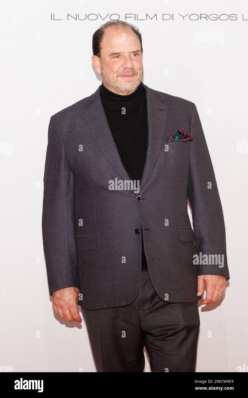News - Photocall Movie Povere Creature Barrett Wissman during the ...
