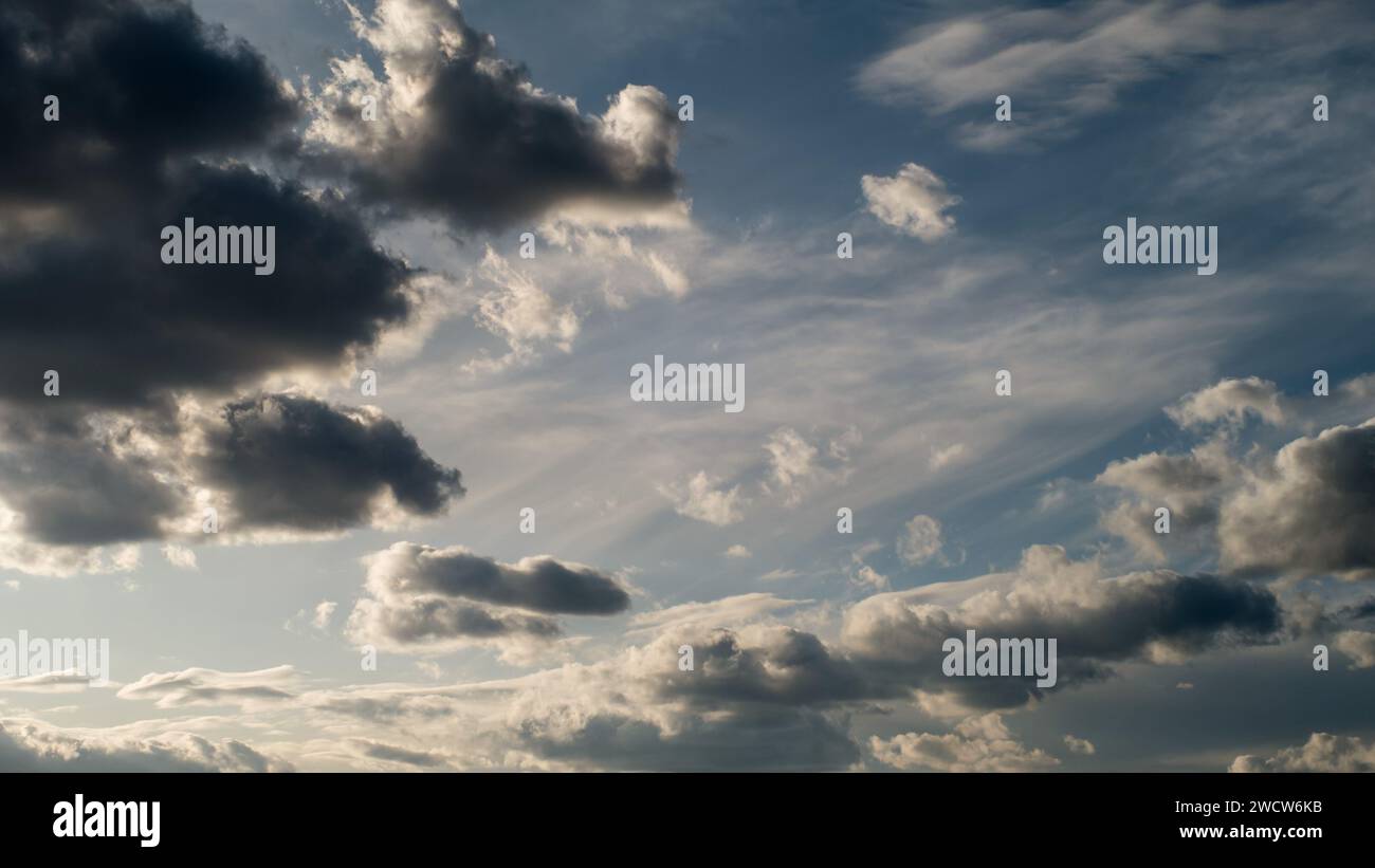 Beautiful sunset clouds time lapse hi-res stock photography and images ...