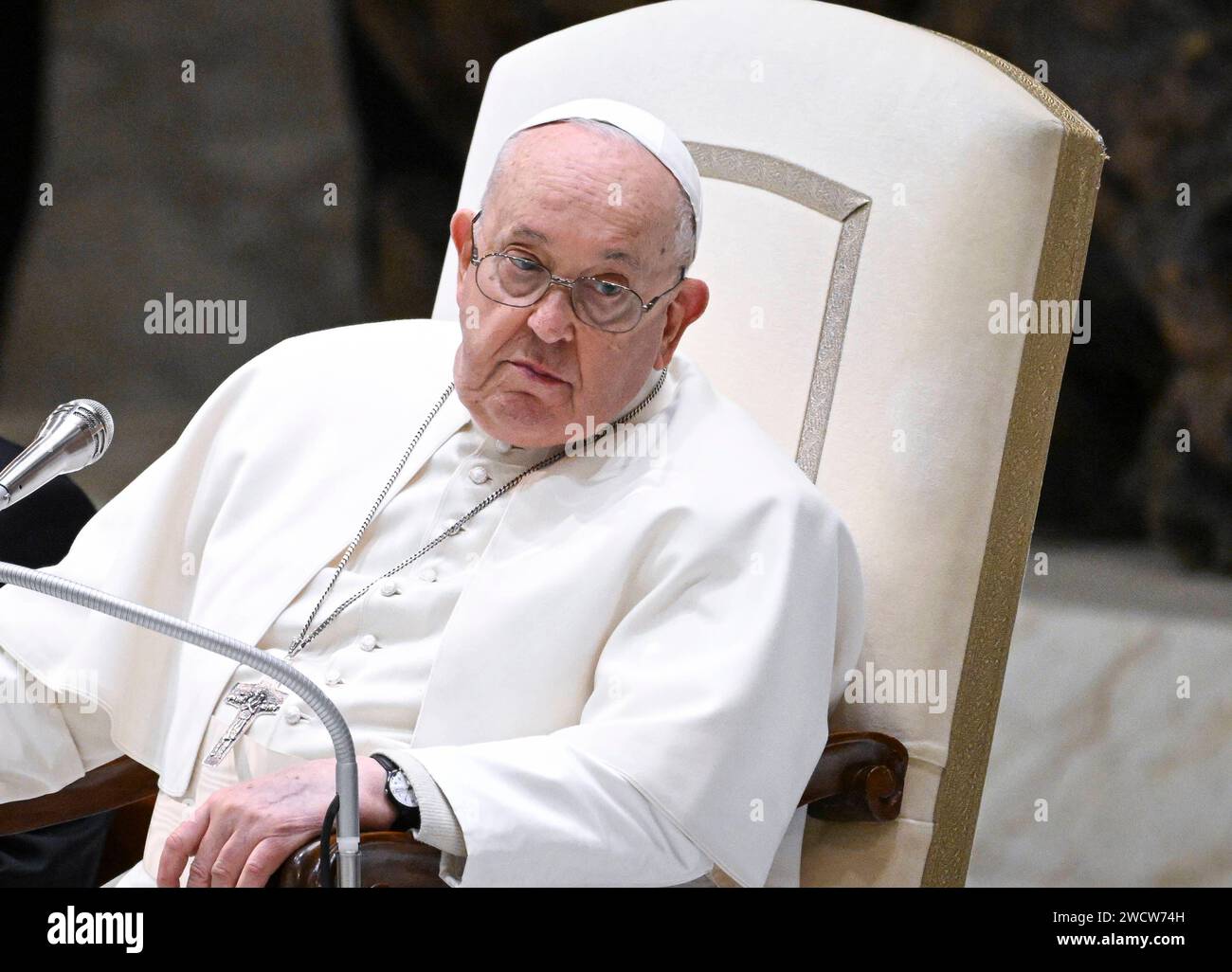 Rom, Vatikan 17.01.2024 Papst Franziskus I. bei der Generalaudienz in ...