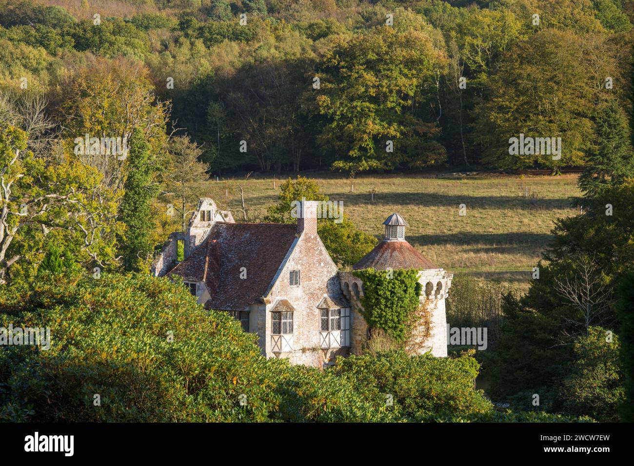 Tudor elizabethan manor house hi-res stock photography and images - Alamy