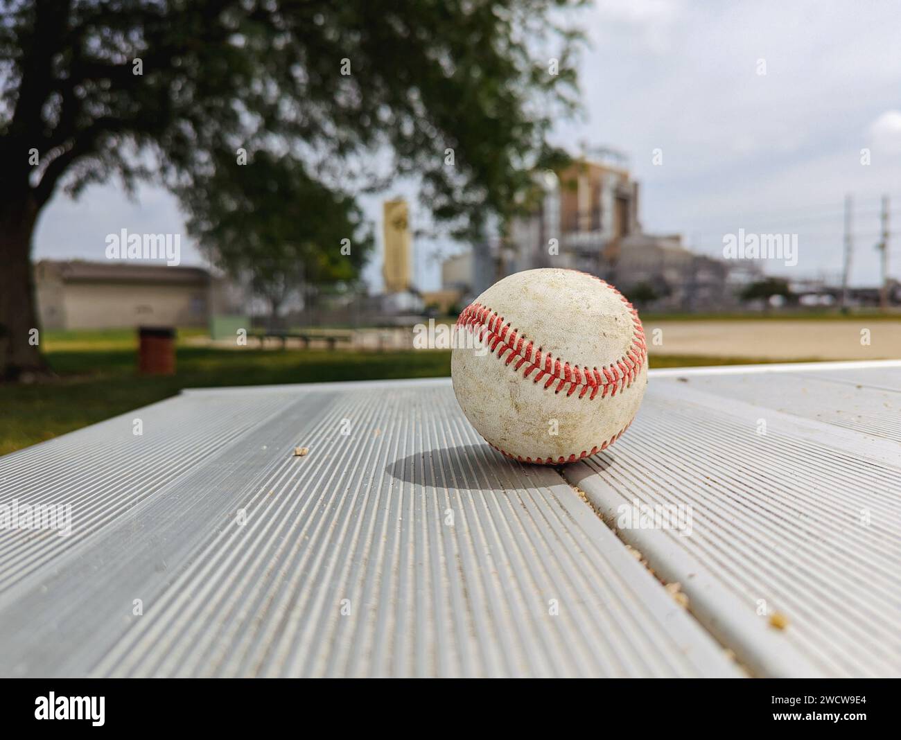 Outdoor baseball hi-res stock photography and images - Alamy