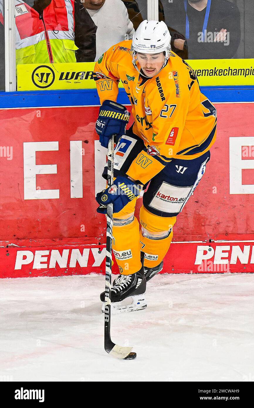 Sam ruopp hi-res stock photography and images - Alamy