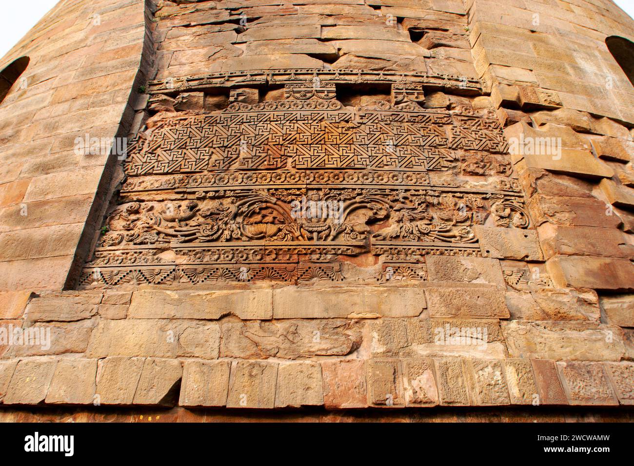 10 02 2005 Vintage Old Dhamekh Stupa, the place for first Buddha ...