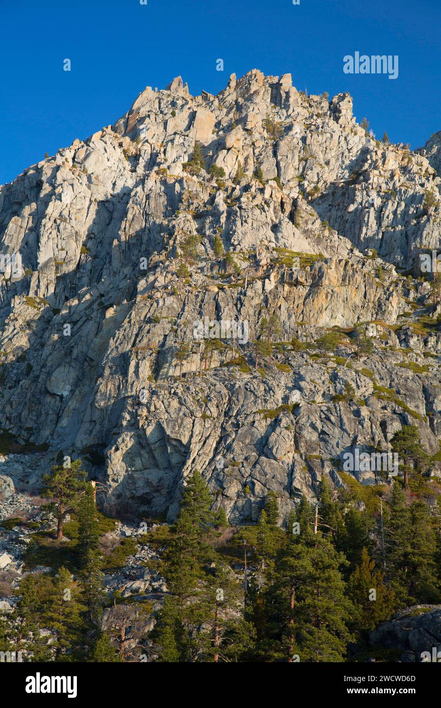 Ridgeline along Eagle Lake Trail, Desolation Wilderness, Lake Tahoe ...