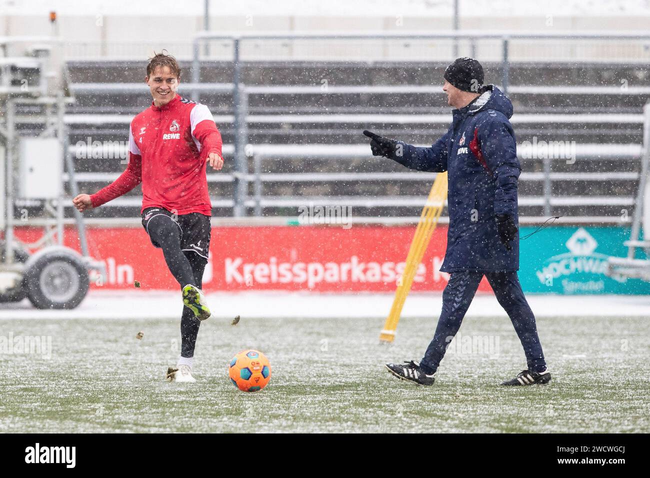 Koeln, Deutschland. 17th Jan, 2024. Timo Huebers (1.FC Koeln, 4), Timo Schultz (1.FC K?ln ...