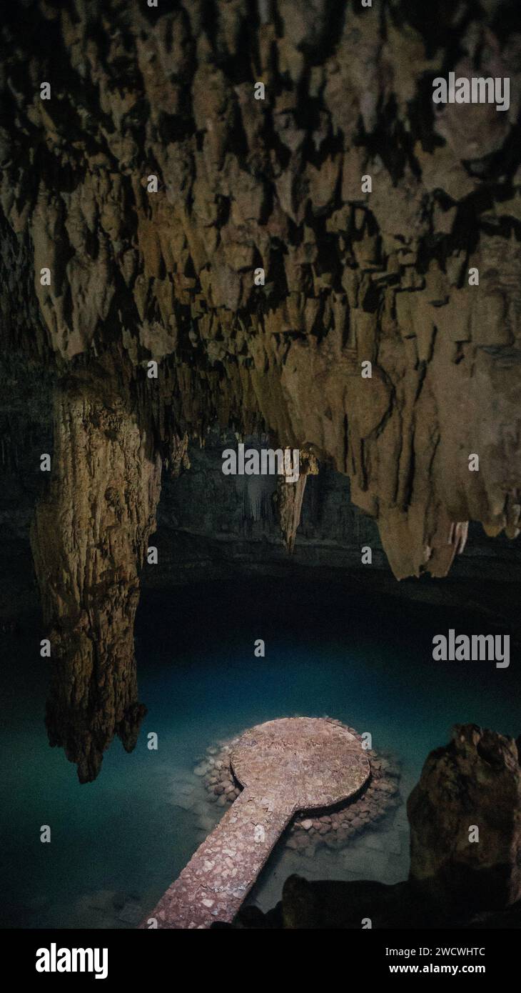 Rocks stones cave yucatan cenotes hi-res stock photography and images ...