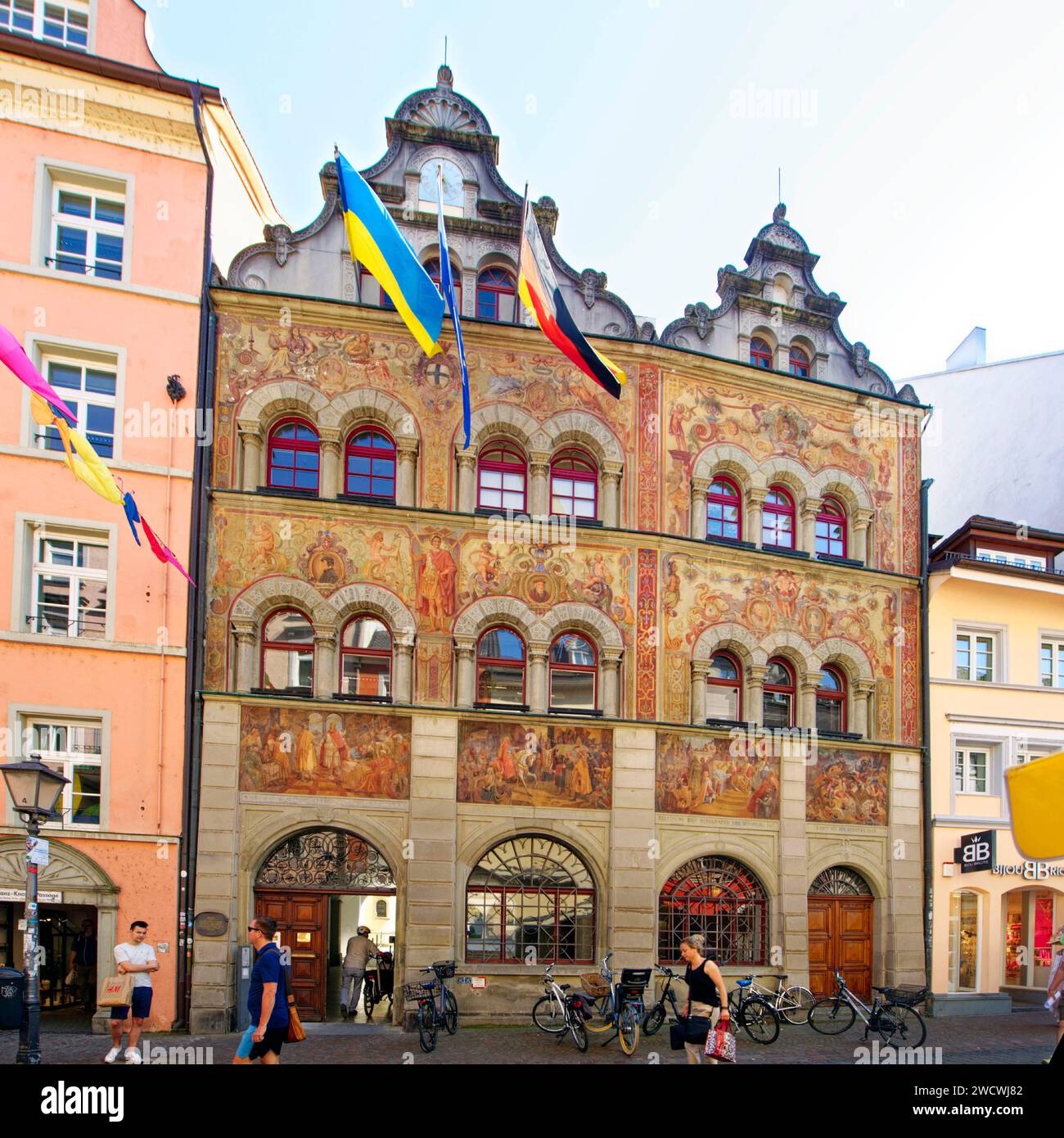 Germany, Baden Wurttemberg, Lake Constance (Bodensee), Konstanz, Rathaus (city hall), the ...