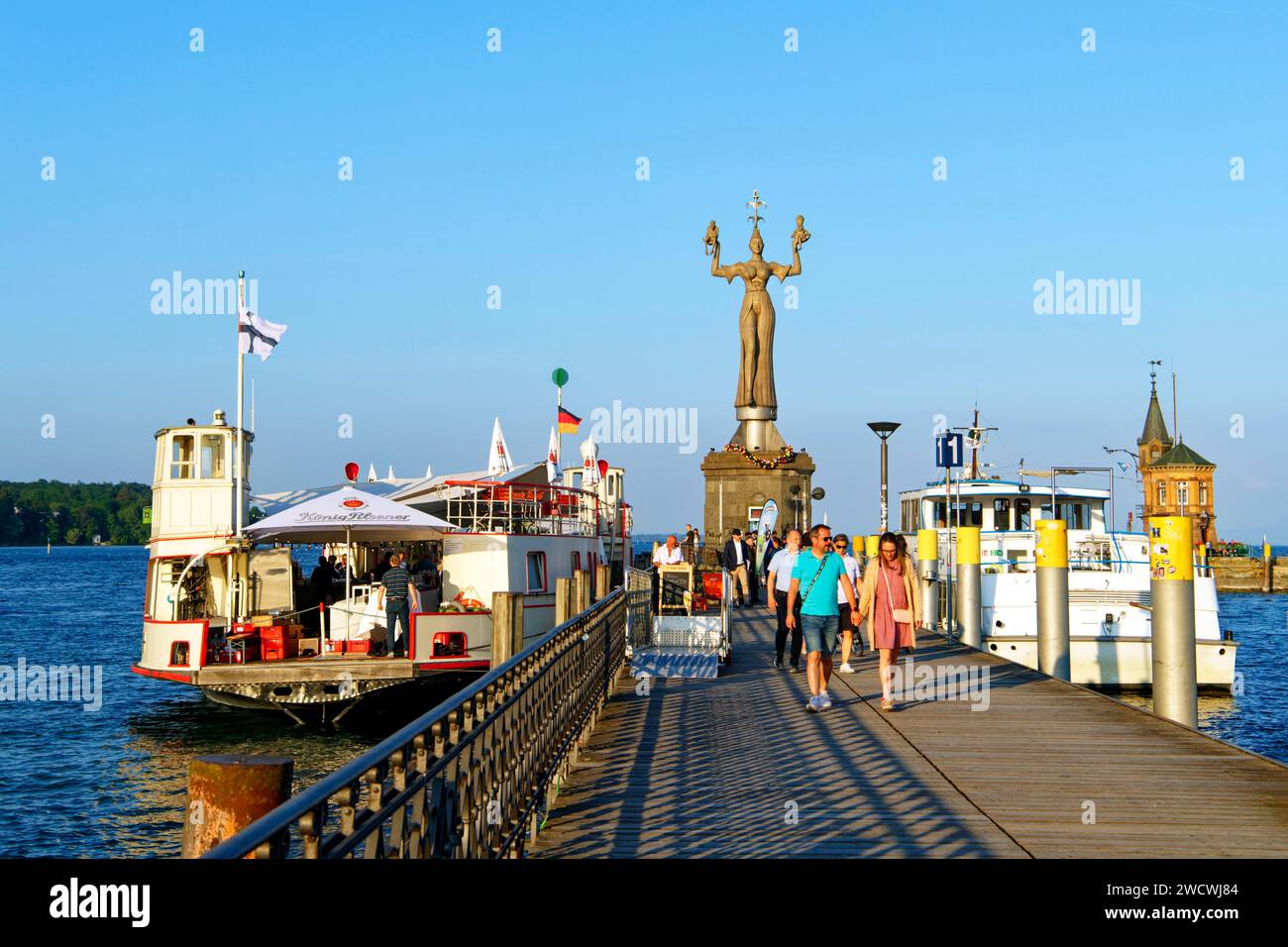 Peter lenk sculpture hi-res stock photography and images - Alamy