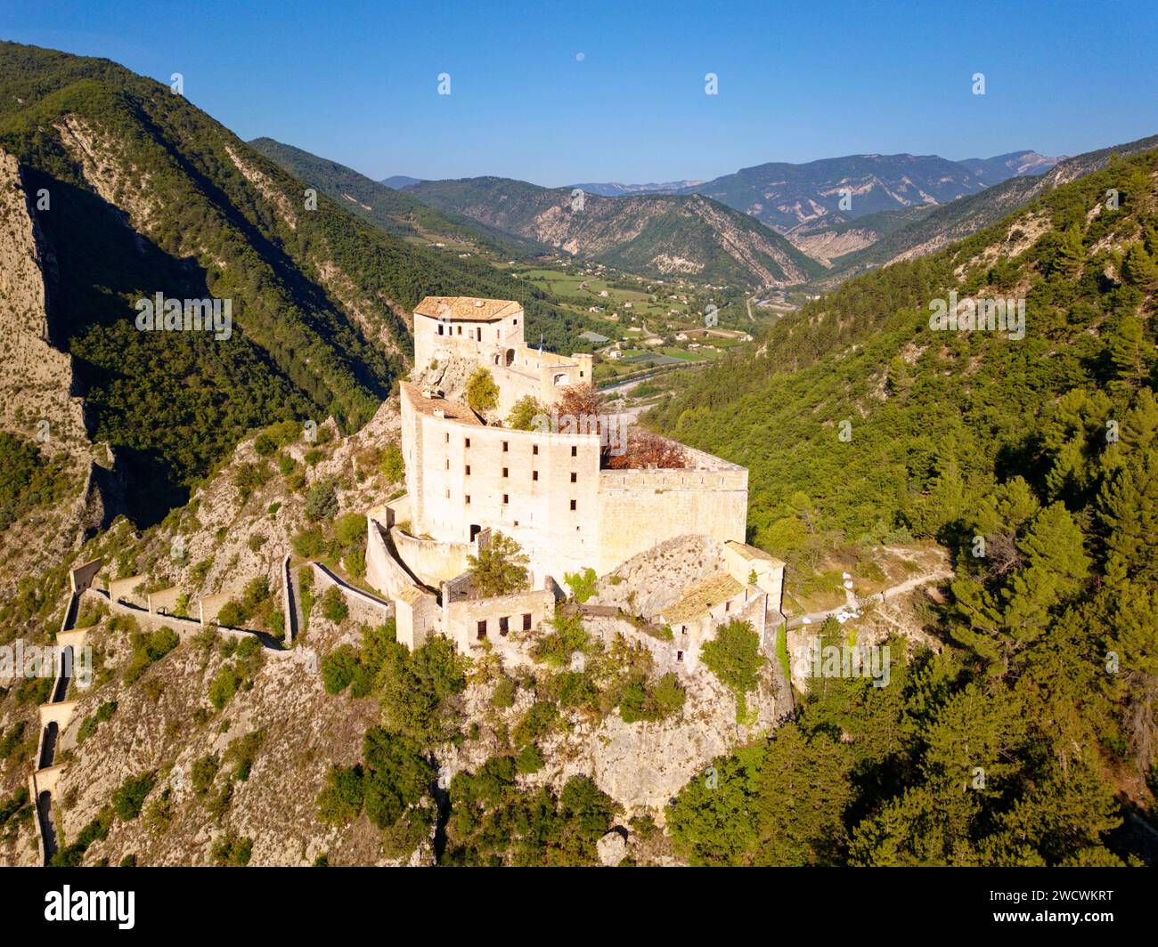 Vauban fortress entrevaux hi-res stock photography and images - Alamy