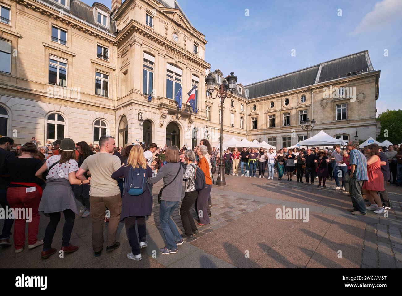 The in crowd lambert hi-res stock photography and images - Alamy