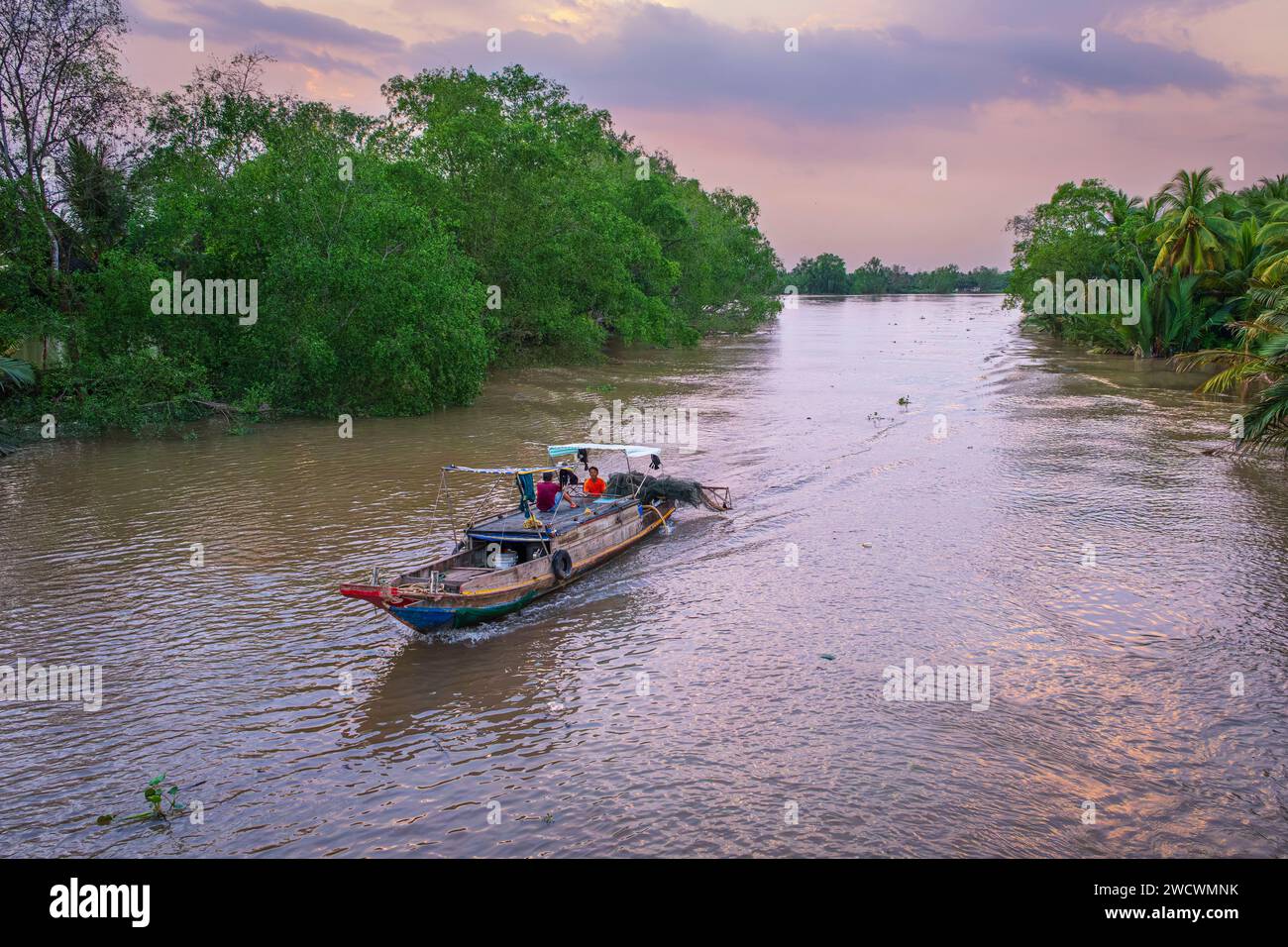 Vietnam, Mekong Delta, Ben Tre province, fisherman on Ham Luong river ...