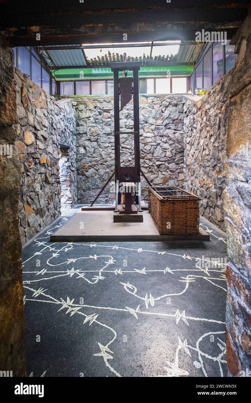 Vietnam 20th century prison hi-res stock photography and images - Alamy