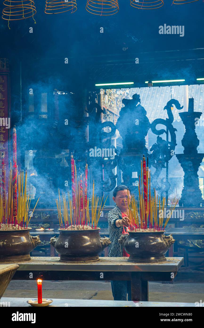 Vietnam, Ho Chi Minh City (Saigon), Cholon district, Ba Thien Hau ...