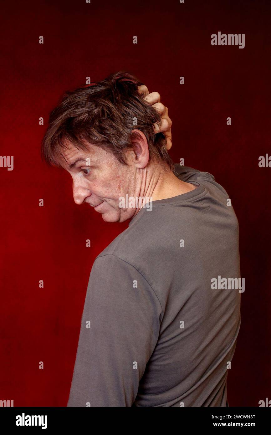 The singer-songwriter and actor, Albert Pla, poses for Europa Press ...