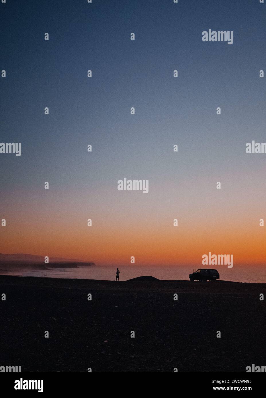 Car golden hour hi-res stock photography and images - Alamy