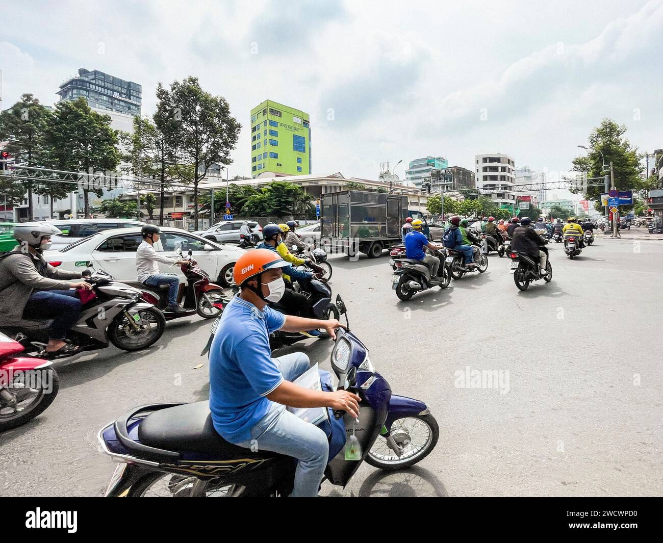 Vietnam, Saigon, Ho Chi Minh ville, motorbike traffic Stock Photo - Alamy
