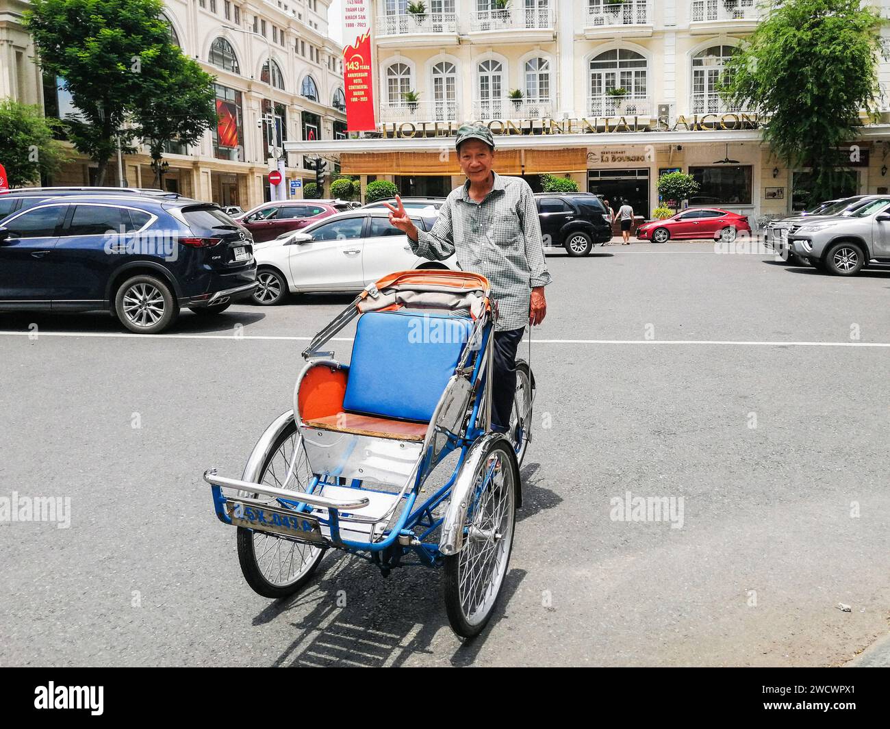 Vietnam, Saigon, rickshaw driver Stock Photo - Alamy