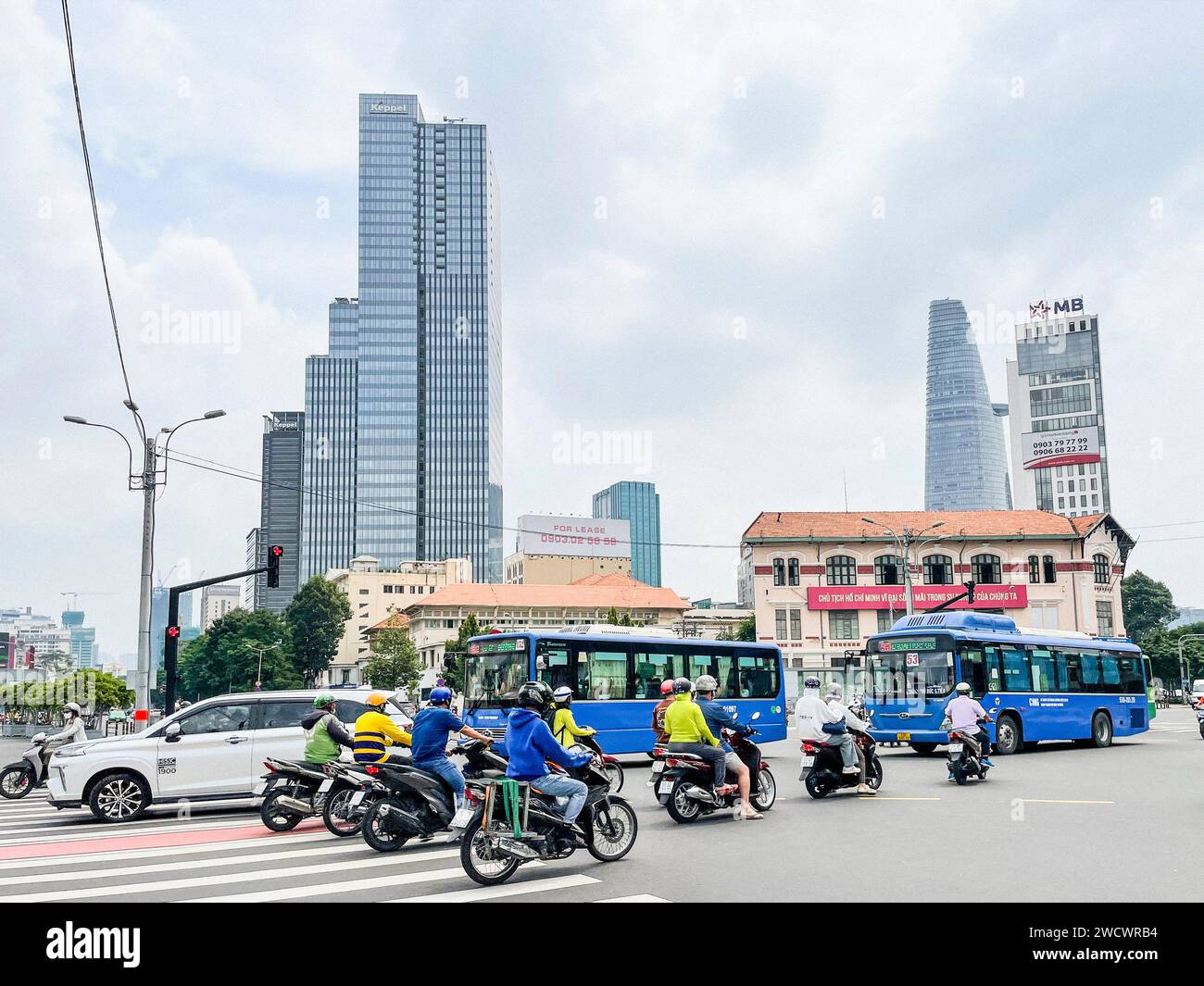 Vietnam, Saigon, Ho Chi Minh ville, motorbike traffic Stock Photo - Alamy