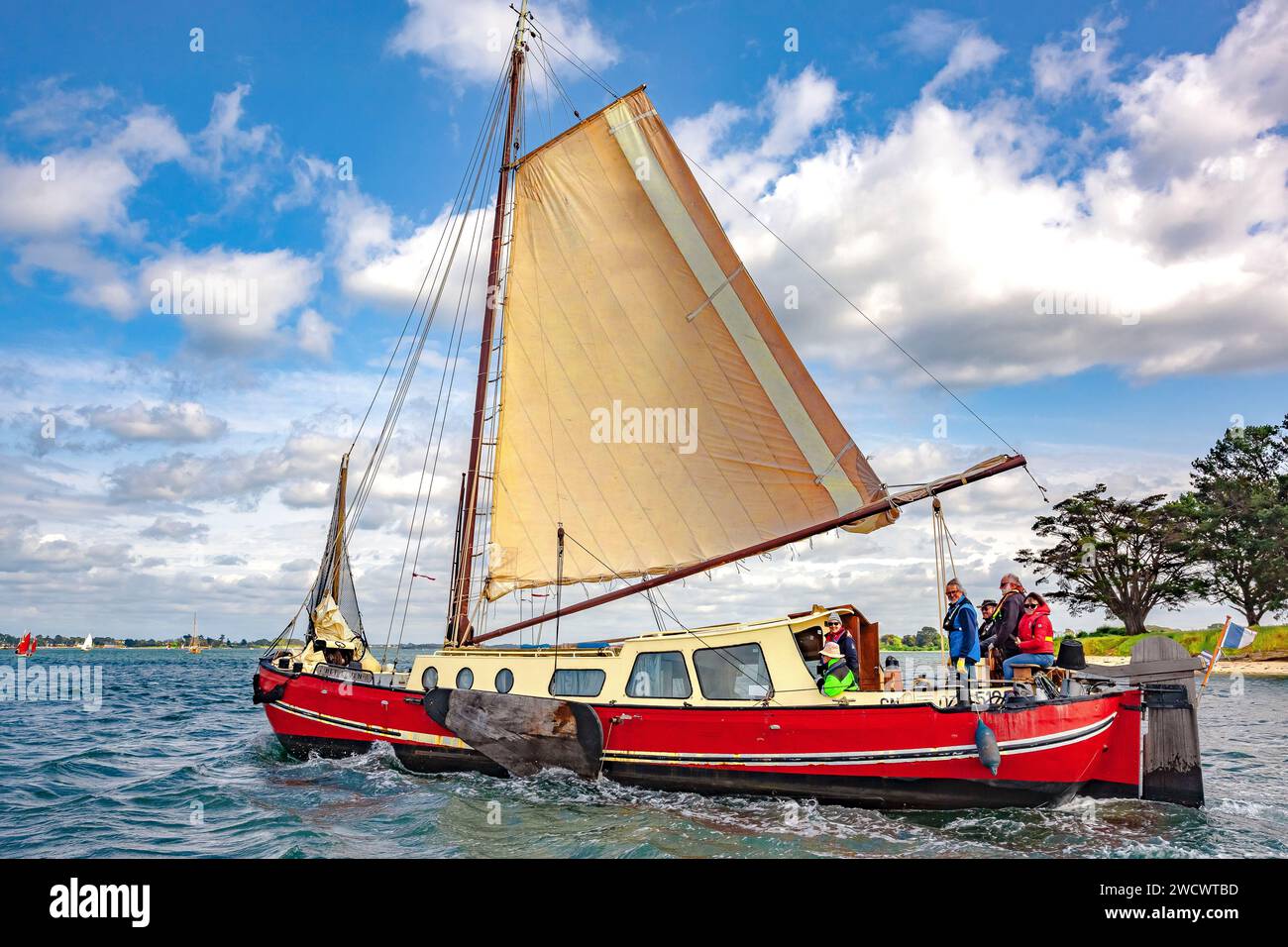 France, Morbihan, Gulf of Morbihan, Het Leven, sailing barge, Gulf Week ...
