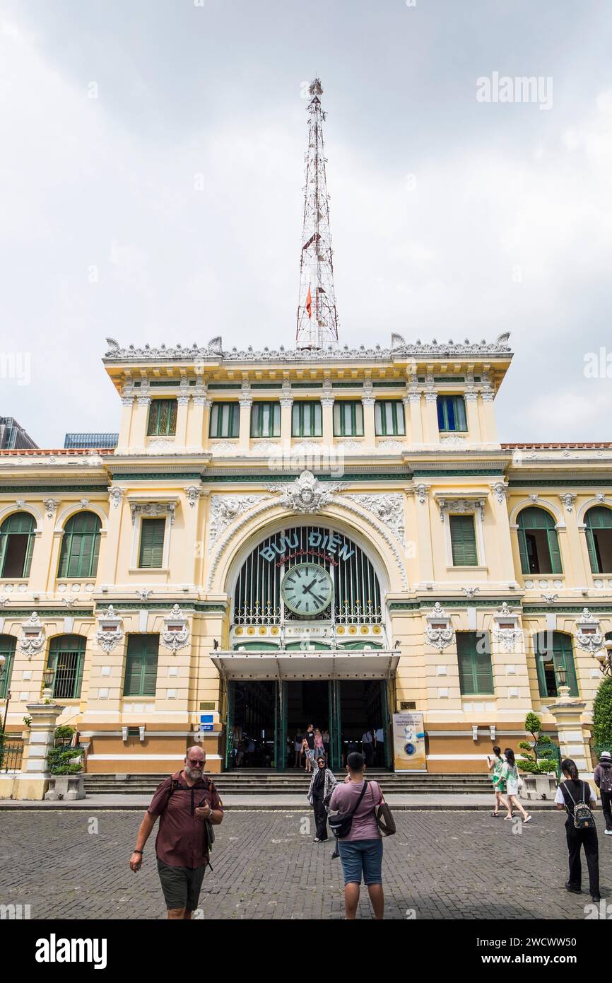 Central color hi-res stock photography and images - Alamy