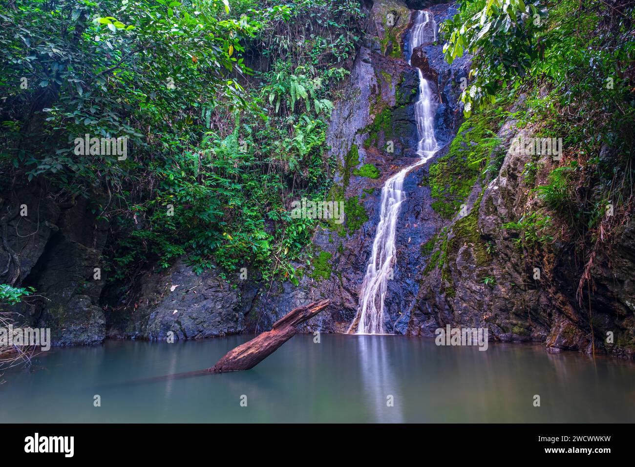 Koh chang waterfall hi-res stock photography and images - Alamy