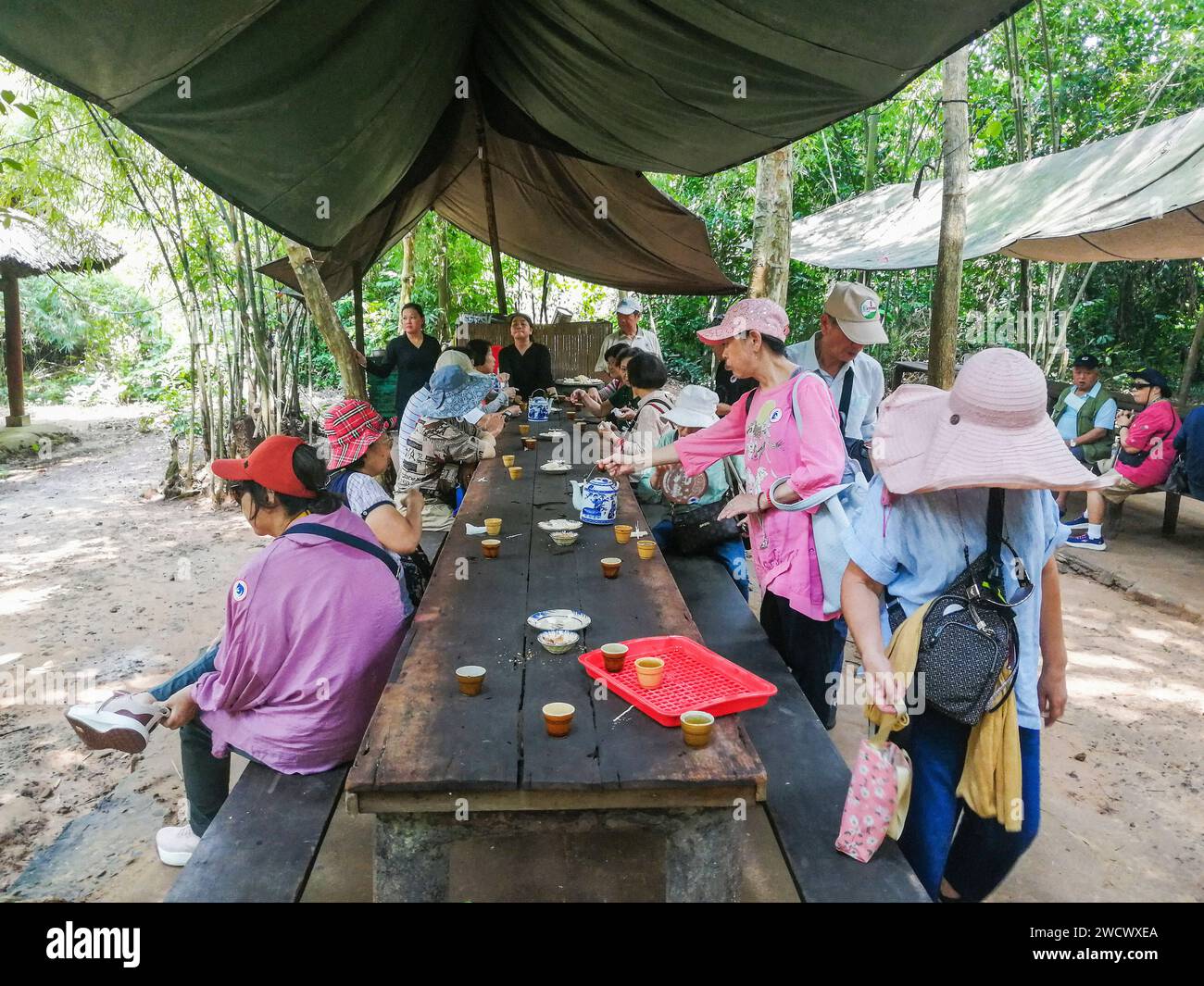 Time tunnel feeling hi-res stock photography and images - Alamy