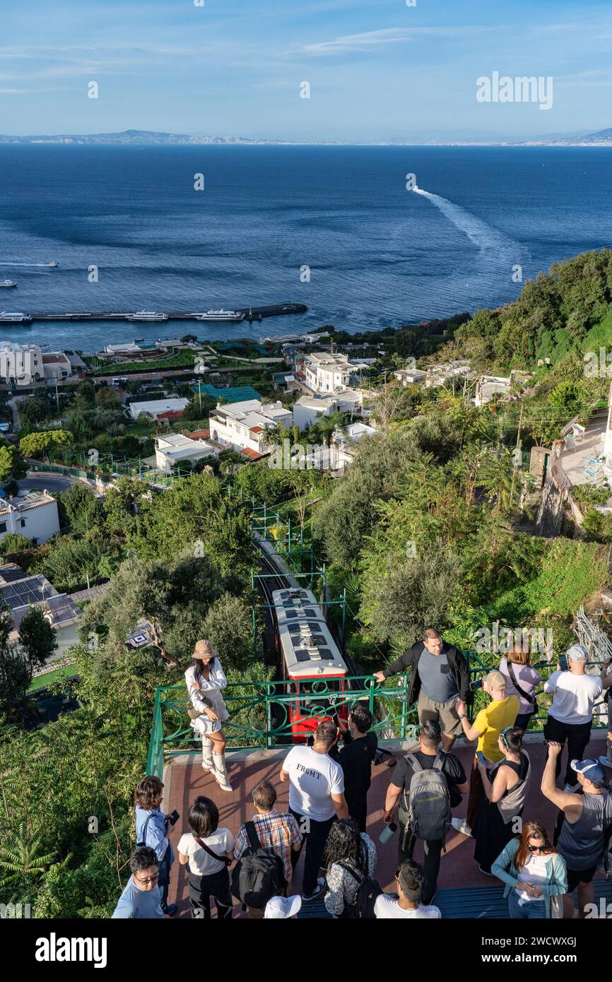 Central funicular naples hi-res stock photography and images - Alamy