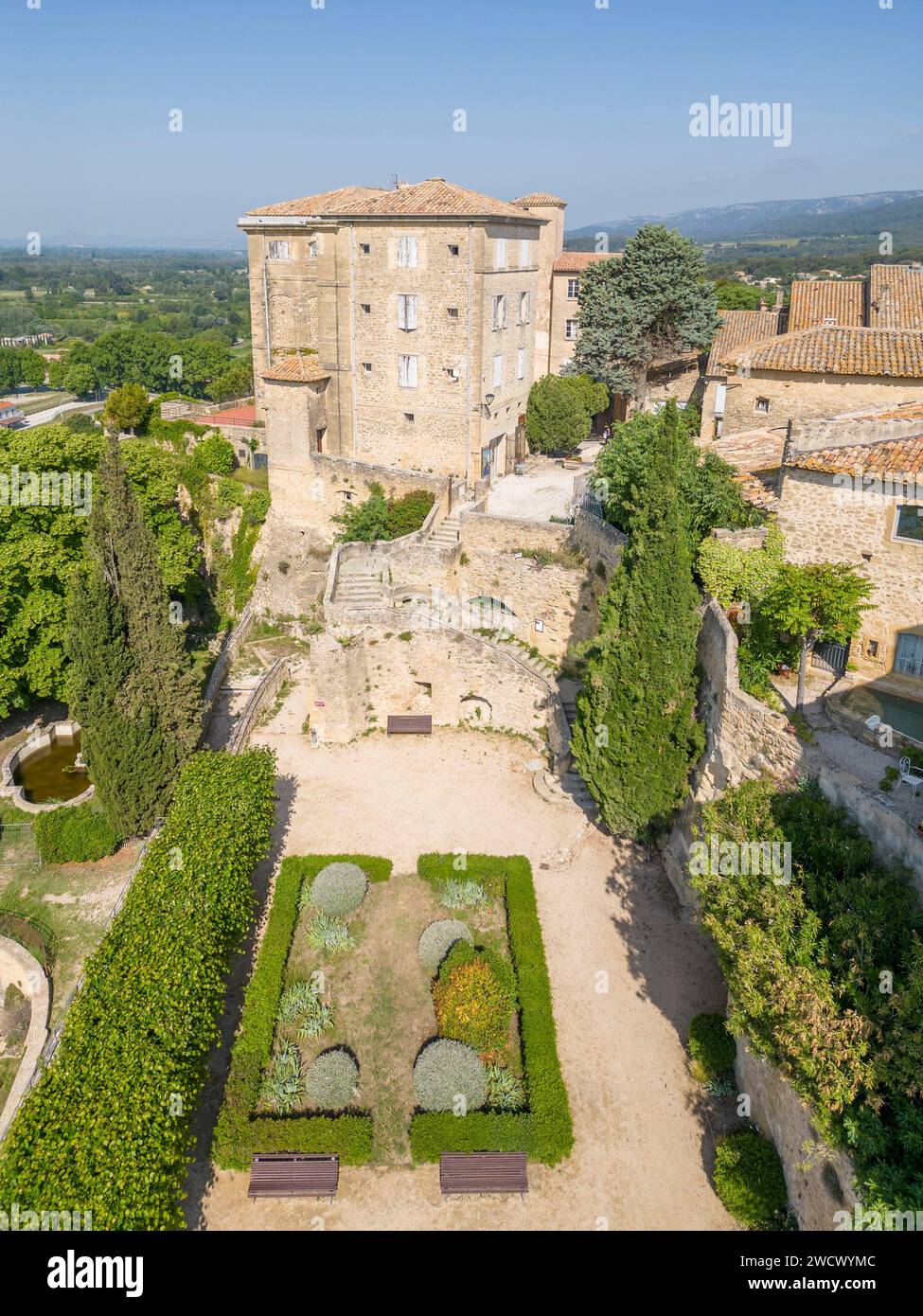 France, Vaucluse, Luberon Regional Natural Park, Lauris, 18th century ...