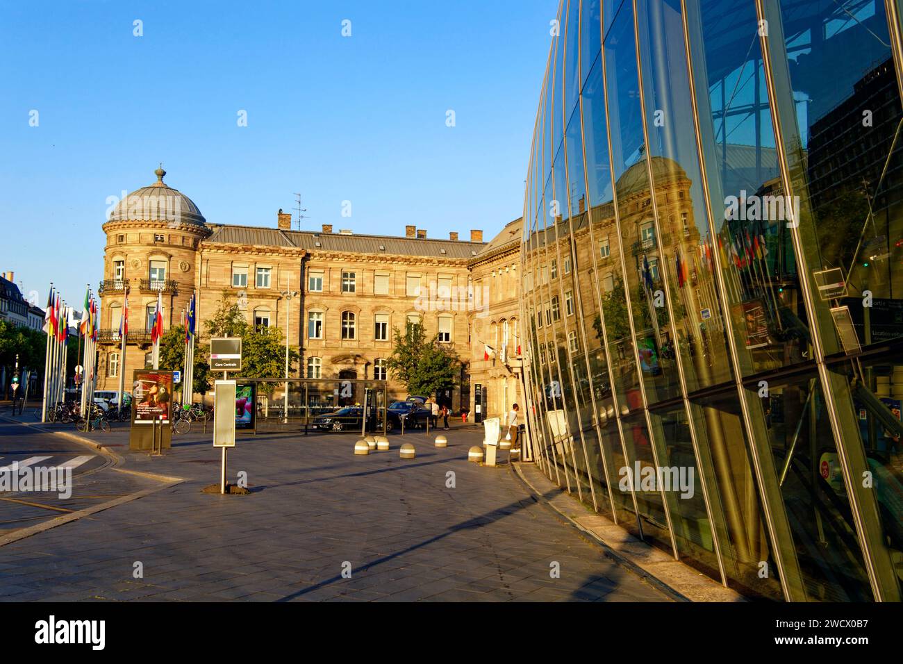 France, Bas Rhin, Strasbourg, the main train station and its glass roof ...