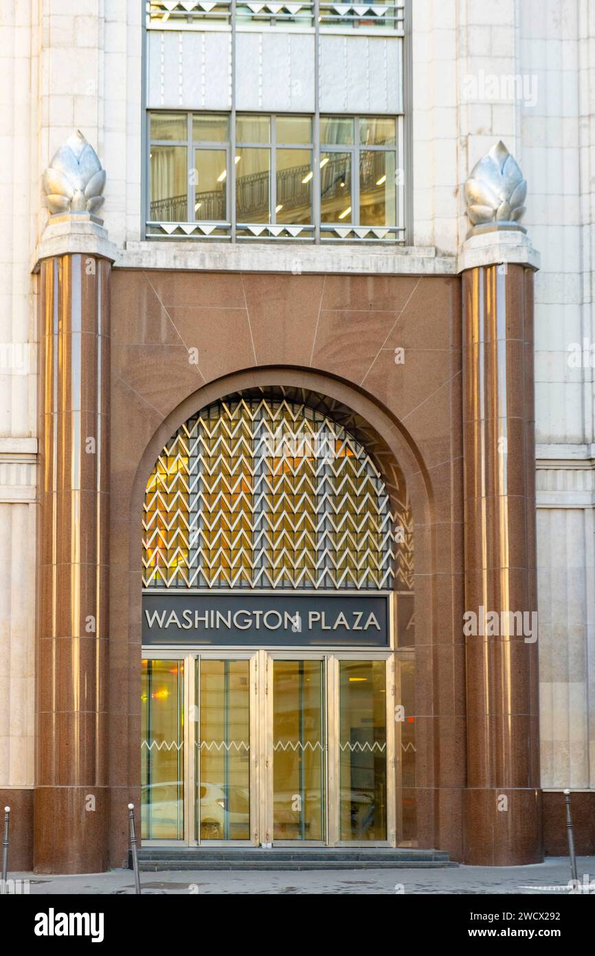 France, Paris, Washington Plaza office building in New York style Stock ...