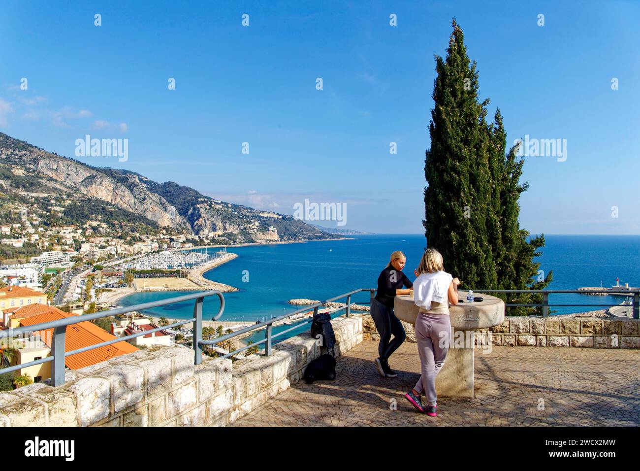 Bay garavan hi-res stock photography and images - Alamy