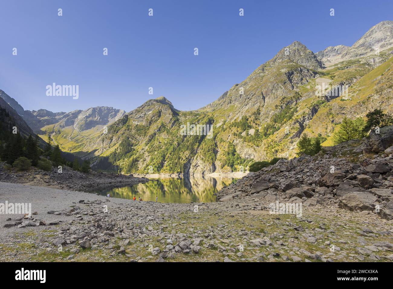 France, Isere (38), Bourg-d'Oisans, Lac du Lauvitel, the largest lake ...