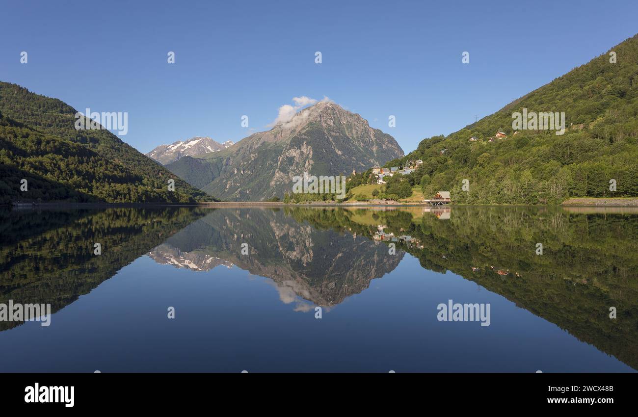 Allemond village hi-res stock photography and images - Alamy