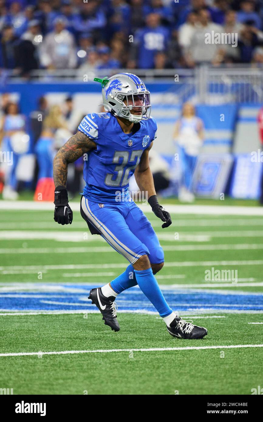 Detroit Lions safety Brian Branch (32) pursues a play on defense ...