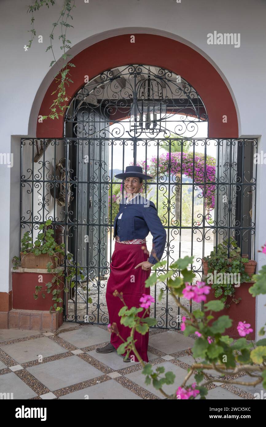 Andalusian traditional costume hi-res stock photography and images - Alamy