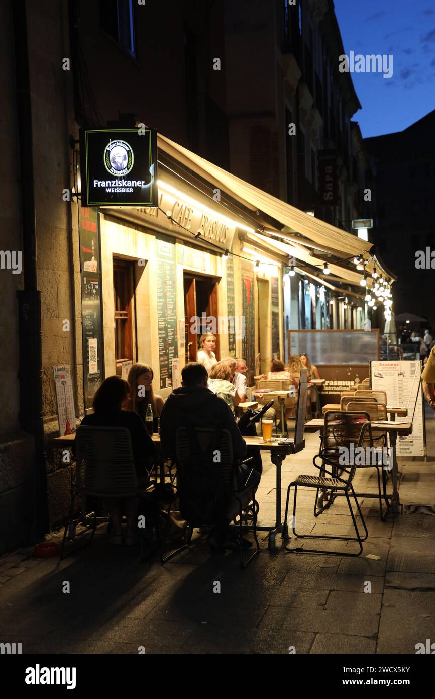 Cafe erasmus hi-res stock photography and images - Alamy