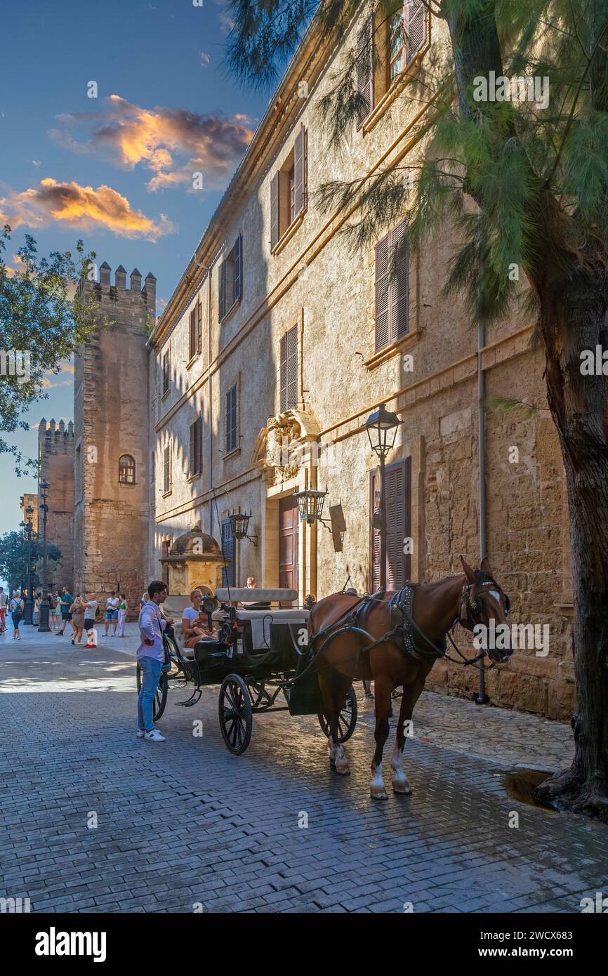 PALMA DE MALLORCA, BALEARIC ISLANDS, SPAIN-SEPT. 20, 2023: Tourists ...