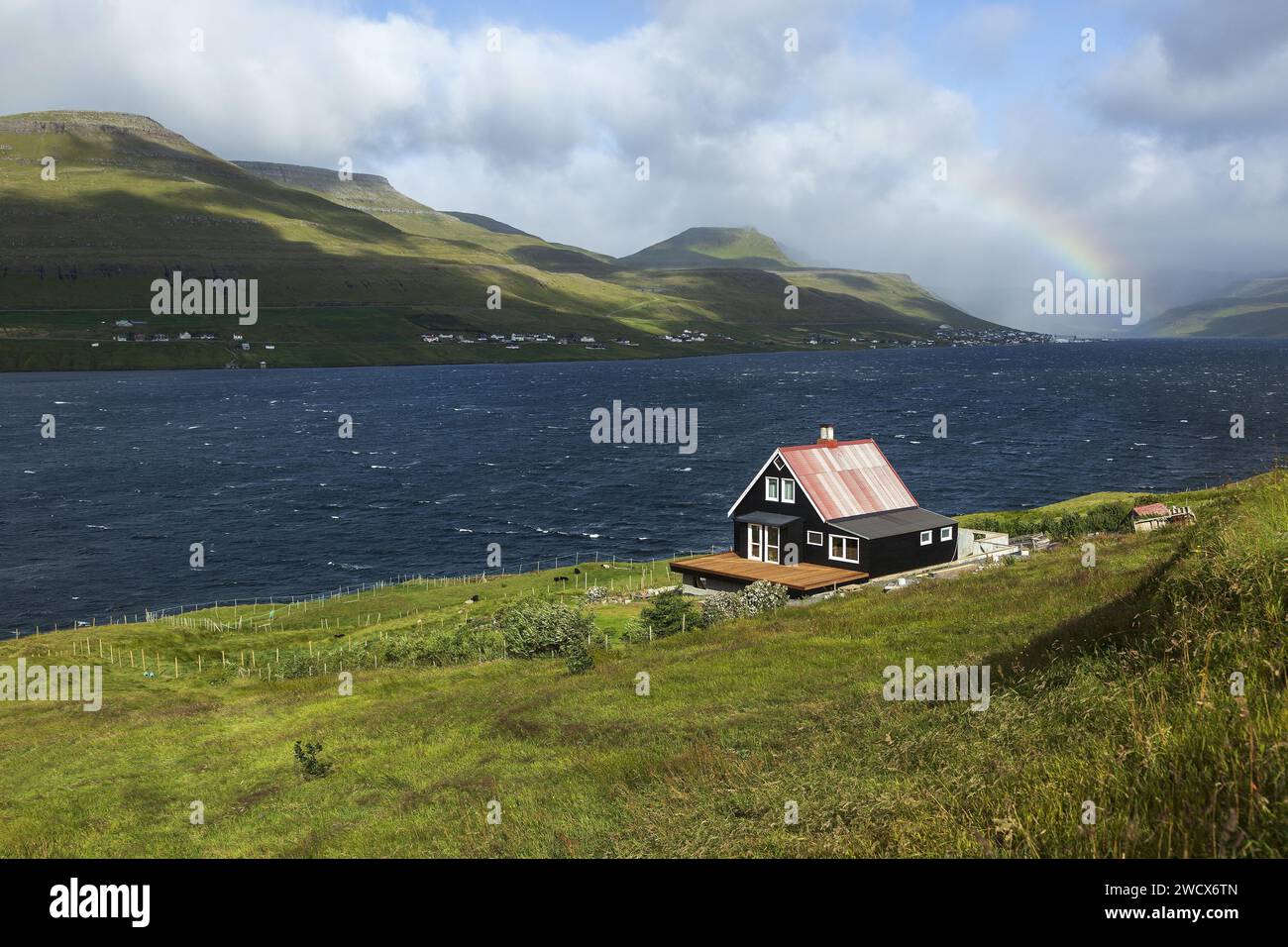 Denmark, Faroe Islands, Eysturoy island, Skipanes, Skalafjorour fjord ...