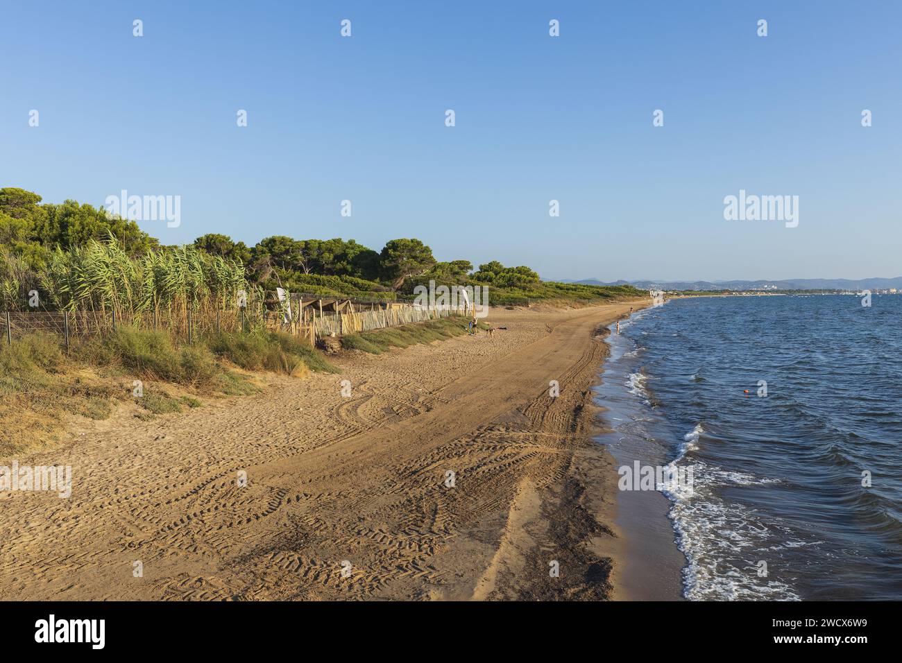 France, Var, Hyeres, Giens peninsula, coastal path, Badine beach Stock ...