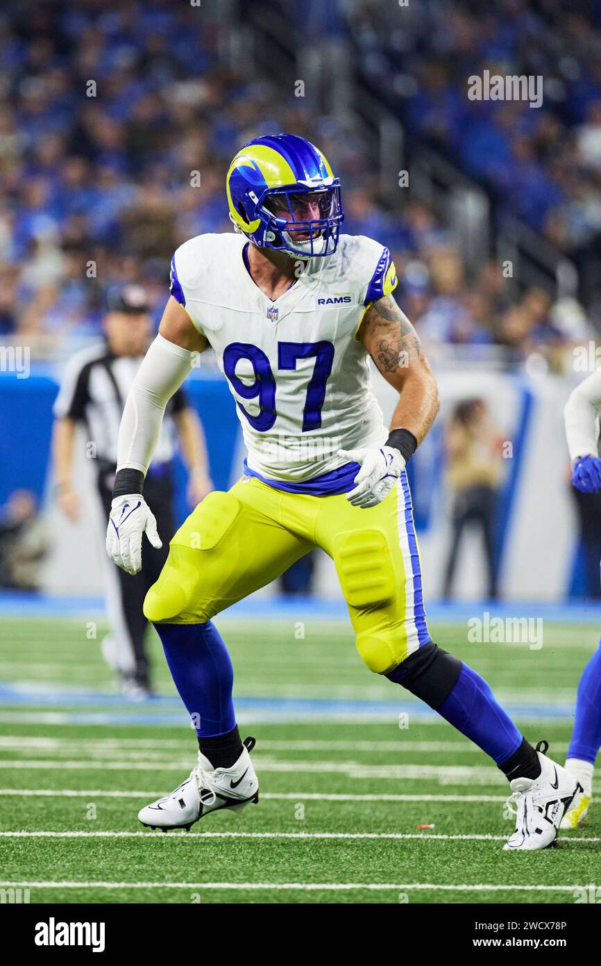 Los Angeles Rams linebacker Michael Hoecht (97) pursues a play on ...