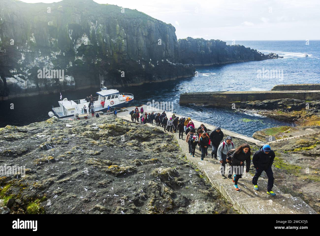 Denmark, Faroe Islands, island of Mykines, the port, arrival of ...