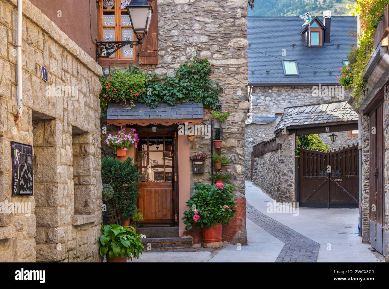 Aran city hi-res stock photography and images - Alamy