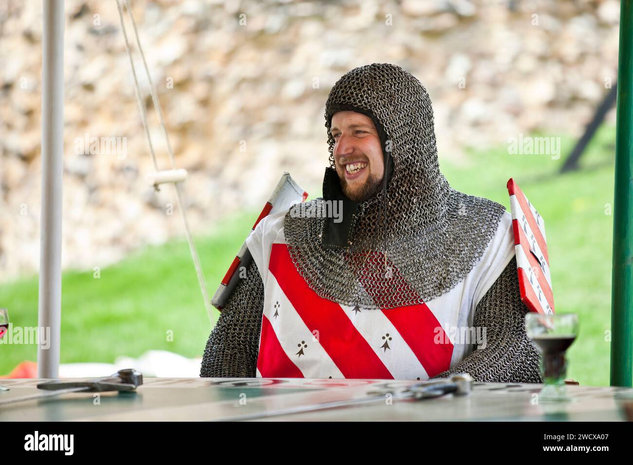Round table knights celebration hi-res stock photography and images - Alamy