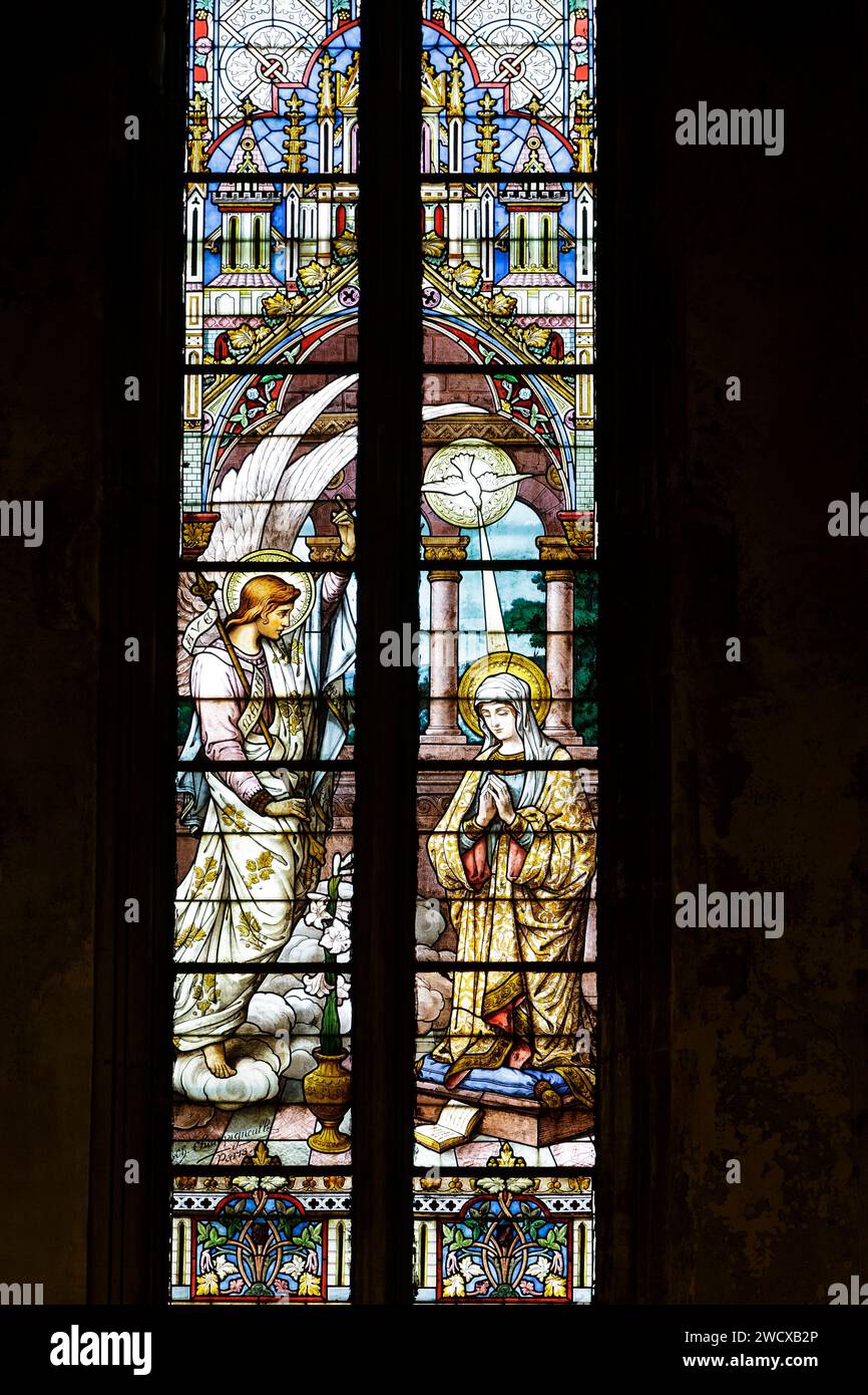 Annunciation stained glass window france hi-res stock photography and images - Alamy