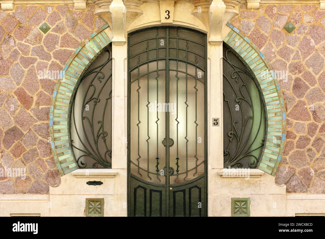 France, Meurthe et Moselle, Nancy, facade of a house in Art Nouveau ...