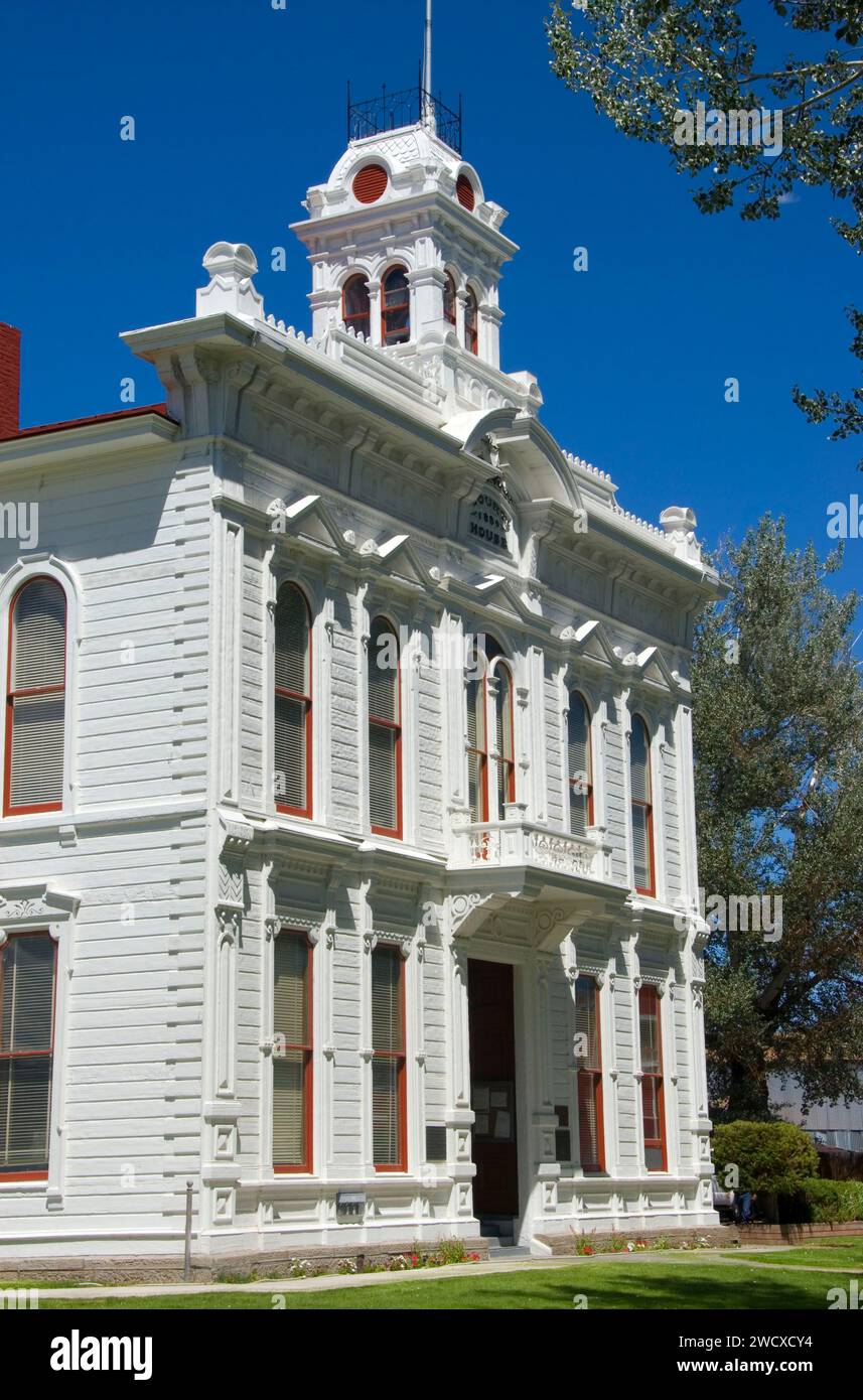 Mono County Courthouse, Bridgeport, Eastern Sierra Scenic Byway ...