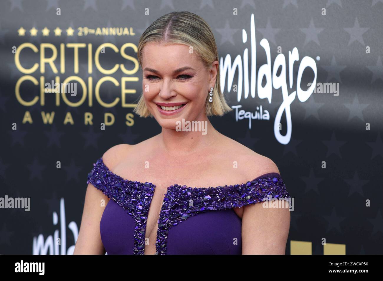 Rebecca Romijn bei der Verleihung der 29. Critics Choice Awards im ...