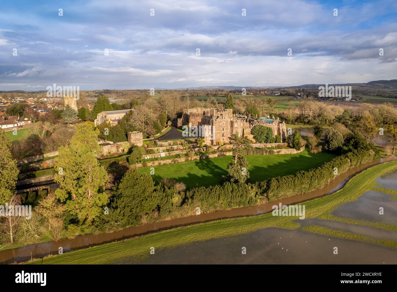 Berkeley castle castle hi-res stock photography and images - Alamy
