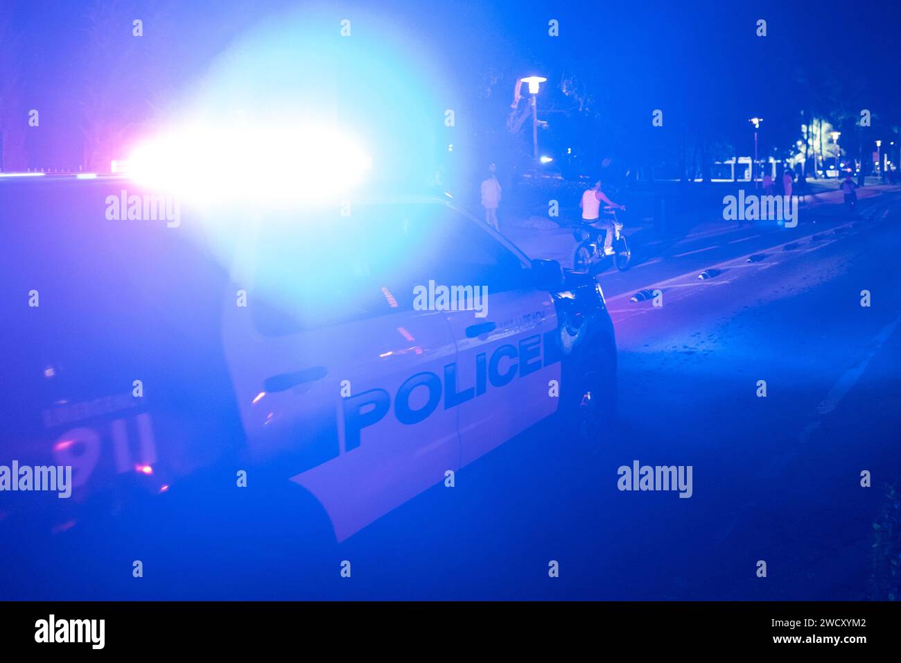 Miami, USA. 28th Oct, 2023. Miami police chasing illegal bikes on South ...